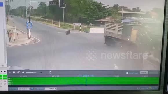 Pickup truck carrying fuel tanks overturns in collision with 18-wheeler ...