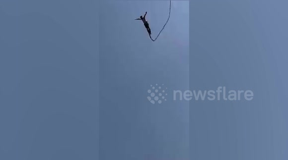 Terrifying moment tourist's bungee cord snaps in Thailand - Buy, Sell ...