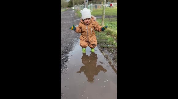 When logic says 'jump' but the mind says 'dive' *Toddler's funny puddle ...