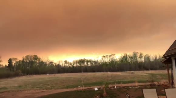 Canada More Than 100 Wildfires Prompt Evacuation Of Tens Of Thousands
