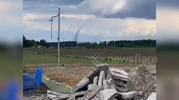 Terrifying dust devil tornado whirls across fields in Hokkaido, Japan ...