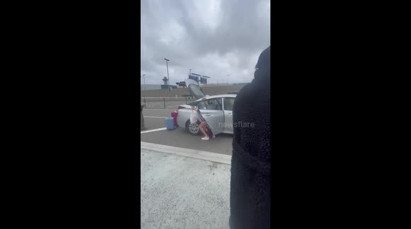 Woman Attacks Uber Driver Because Her Bags Won’t Fit in the Trunk - Buy ...