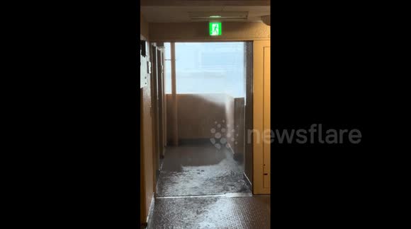 Japan: Severe Thunderstorms With Hundreds Of Lightning Strikes And Hail ...