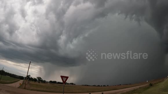 July 31st, 2023 - A timelapse of a storm cell rapidly expanding towards ...