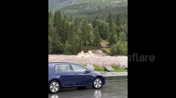 Norway: Storm Hans – Cabins, Caravans Swept By Flooding In Hemsedal 2 ...
