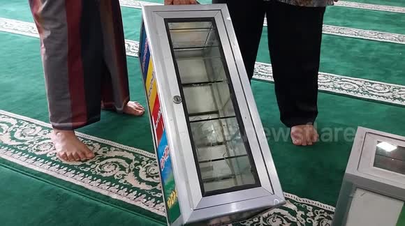 Charity box thief caught on CCTV didn't realise his face was on camera ...