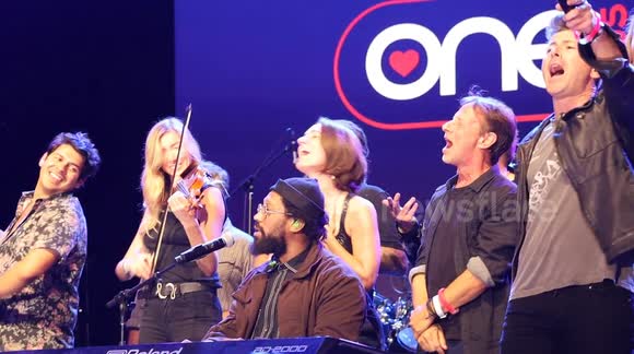 One805 Live Grand Finale Concert with Adam Levine of Marroon Five and ...