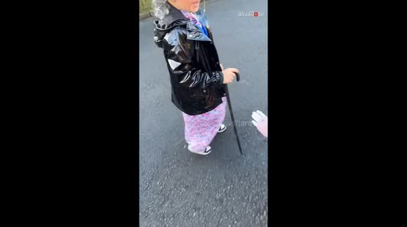 'Back in my day we ran!' - Little girl pretends to be a Grandma for ...