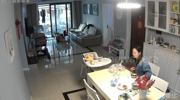 Shell shocked! Egg explodes in woman's face at breakfast table - Buy ...