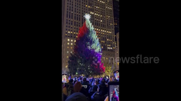 US: 2023 Rockefeller Center Christmas Tree Lighting In NYC - Buy, Sell ...