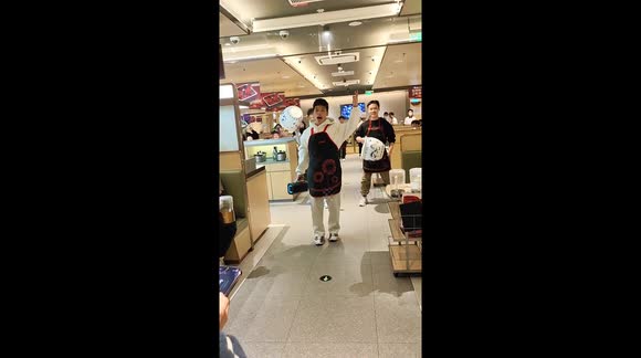 Traditional Chinese acrobatics: Haidilao Hot Pot dance performance in Taiyuan, Shanxi - Buy ...