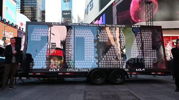 New Year's Eve Numerals Arrive In Times Square in New York, USA - Buy ...
