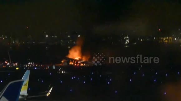 A plane with more than 300 passengers crashed into a military aircraft ...