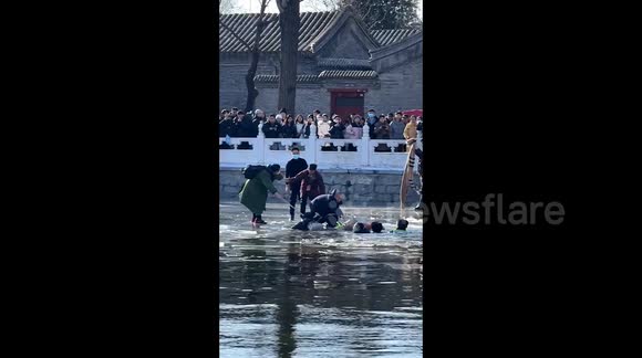 Good Samaritans unit to rescue father and son trapped in frozen water ...