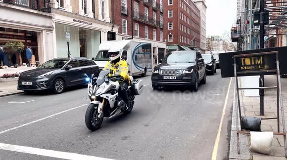 Former US President Barack Obama's Convoy Seen In Central London After ...