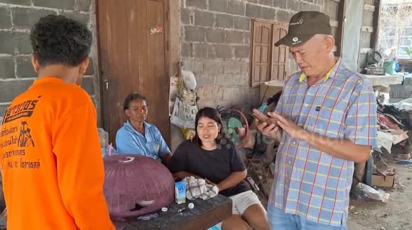 Schoolgirl, 10, survives having pair of scissors stuck in her head ...