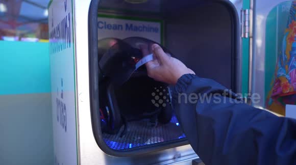 Motorcycle helmet cleaning machine impresses riders in Bangkok - Buy ...