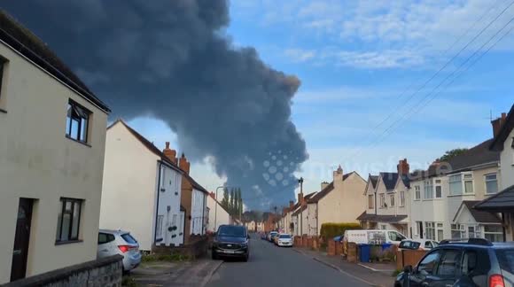 Massive fire erupts in Cannock, sending huge plumes of smoke into air ...
