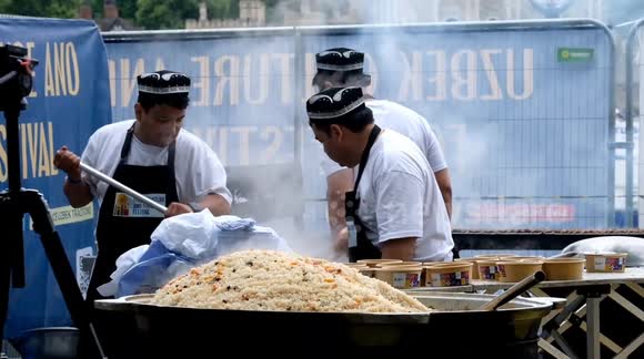 Uzbek chefs cook a staggering one tonne of rice at food and culture ...
