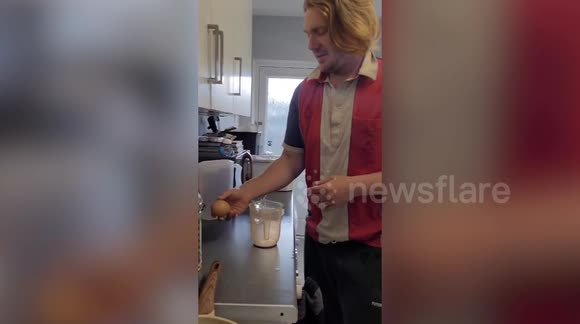 Mum stunned after hen saved from slaughter lays monster egg - weighing ...