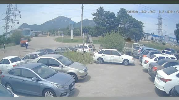 Russia: Truck Driver Floors Traffic Policeman When Unsecured Door ...
