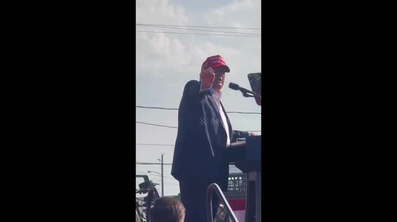 Video captures moment of failed assassination attempt on Donald Trump ...