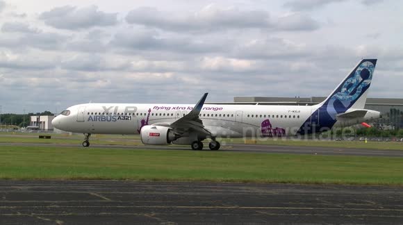 Newly certified Airbus A321XLR performs near vertical take-off at ...