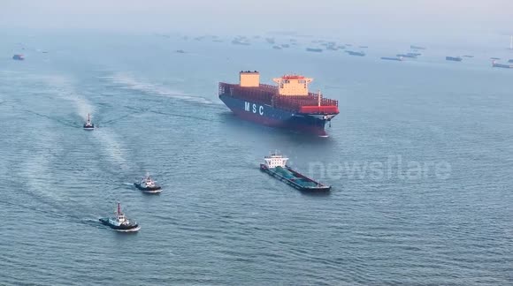 China: MSC SIMONA Container Ship Trial Voyage on The Yangtze River ...