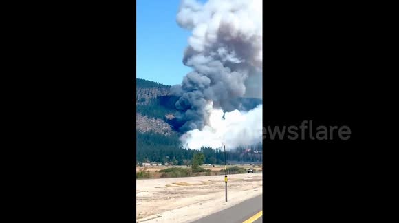 US: Davis Fire Burns South Of Reno Triggering Widespread Evacuations 6 ...