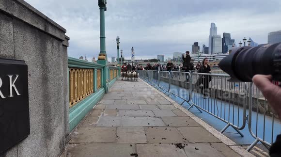 Damian Lewis attends the annual Sheep drive in the City Of London - Buy ...