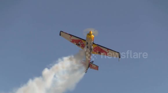 Red Bull stunt planes show skills at America's Airshow - Buy, Sell or ...