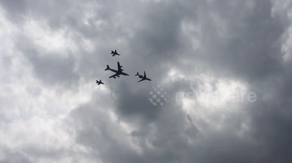 Military planes flying over London for Queen Elizabeth II 90th birthday ...