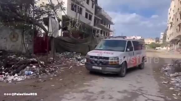 Gaza: The Palestine Red Crescent Society teams completed the transfer ...