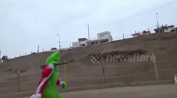 Peru: The Grinch stole Christmas from drug gangs in Lima - Buy, Sell or ...