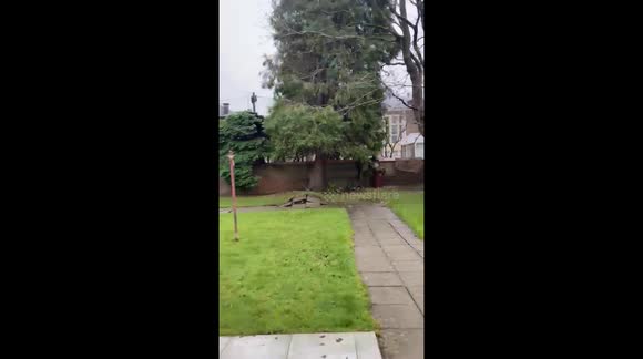 Glasgow, Scotland: Dramatic visual of ferocious winds of Storm Éowyn ...