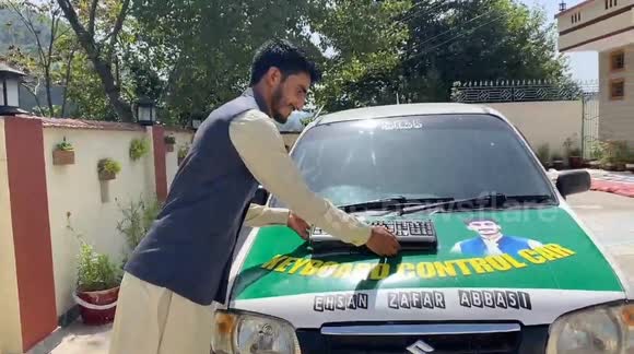 Tech whizz builds car he can drive using KEYBOARD whilst sitting in ...