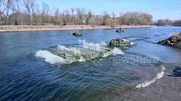 US Engineer Battalion shows how temporary river bridges are laid - Buy ...