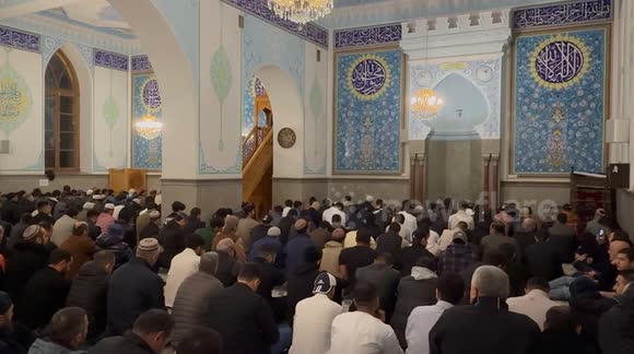 Georgia: Georgia's Muslim community gather at Tbilisi mosque for Eid al ...