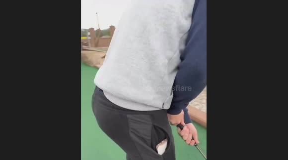Golf player’s casual messing around results in a lucky hole in one on ...