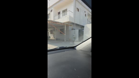 Hilarious moment large rat goes full spy mode as it sneaks under gate ...