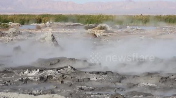 Some more footage of the new mudpots / mud volcanoes at the Salton Sea ...