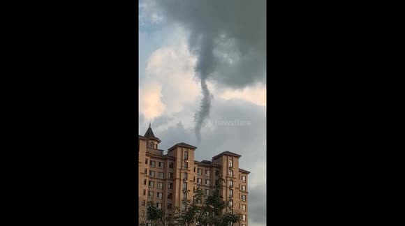 Cloud with Unusual Shape - Buy, Sell or Upload Video Content with Newsflare