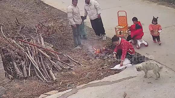 Mum nearly blinded after mistakenly picking up son's unlit firecracker ...