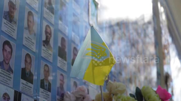 Finnish President Stubb visits Kyiv, honors Ukrainian fallen soldiers ...