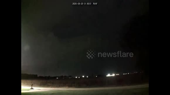 Timelapse shows spectacular lightning storm in Nebraska, USA - Buy ...