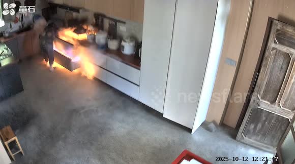 Gas cooker explodes in kitchen as widower struggles to cook dinner ...