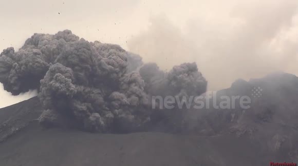 Powerful Shockwave during Explosive Eruption of Sakurajima Volcano ...