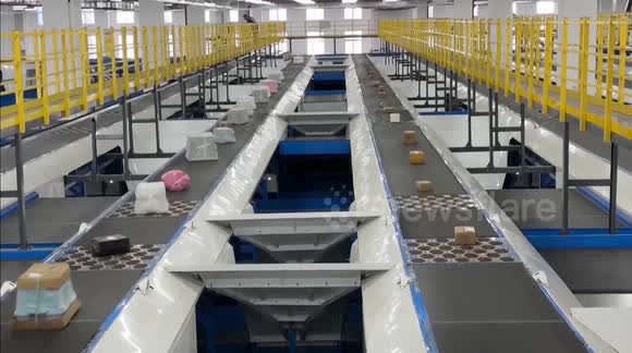 China: China's courier industry hits new milestone in parcel processing ...