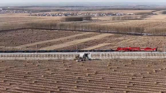 China: Track laying completed for China's northernmost high-speed ...