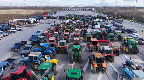 Greece Farmers Protest:Greek farmers block the highway road connecting ...